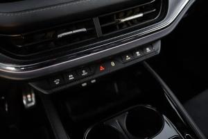 Pelēks Skoda Enyaq iV 2022 Jelgava, ar dzinēja tilpumu 0.00 L un nobraukumu 184 tūkst. km par 21900 €, foto 17 vietnē AUTOMOTO.COM.LV