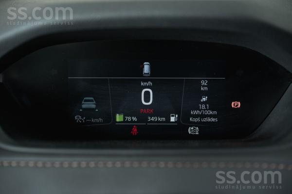 Pelēks Skoda Enyaq iV 2022 Rīga, ar dzinēja tilpumu 0.00 L un nobraukumu 76 tūkst. km par 24990 €, foto 7 vietnē AUTOMOTO.COM.LV