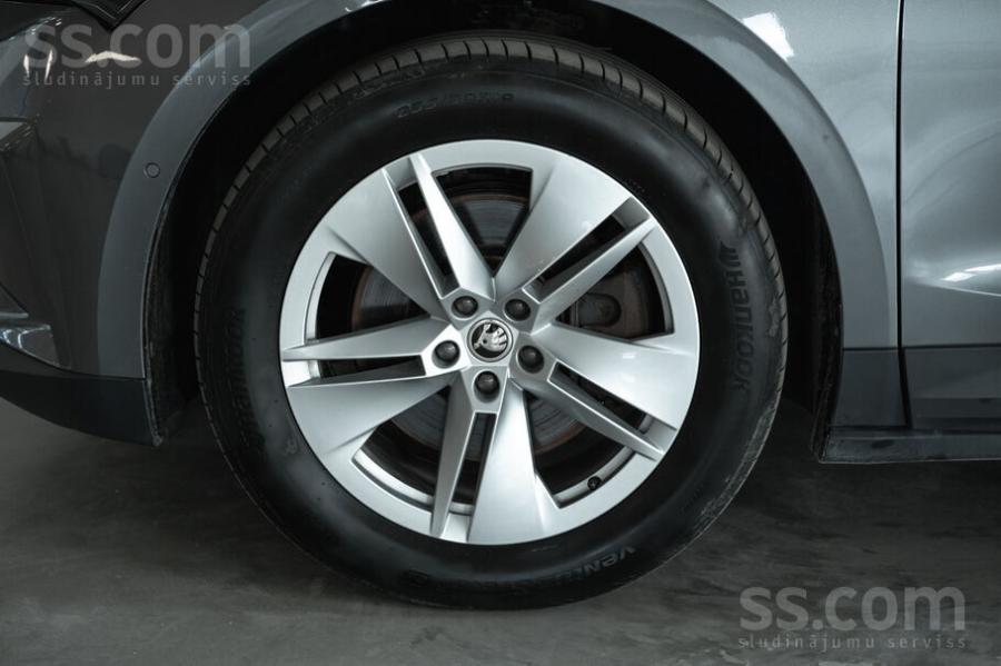 Grey Skoda Enyaq iV 2022 in Riga, with an engine capacity of 0.00 L and mileage of 76 thousand km for 24990 €, photo 25 on AUTOMOTO.COM.LV
