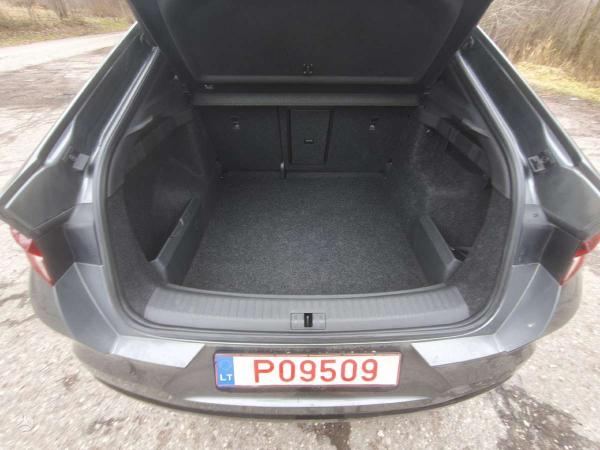 Pelēks Skoda Enyaq iV 2023 Telšiai, ar dzinēja tilpumu 0.00 L un nobraukumu 59 tūkst. km par 36499 €, foto 11 vietnē AUTOMOTO.COM.LV