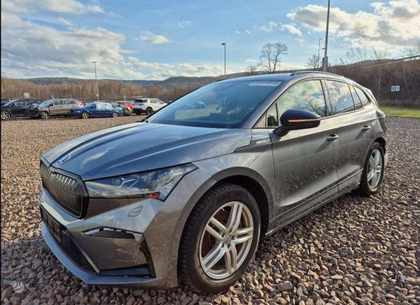 Grey Skoda Enyaq iV 2023 in Klaipeda, with an engine capacity of 0.00 L and mileage of 66 thousand km for 10300 €, photo 3 on AUTOMOTO.COM.LV