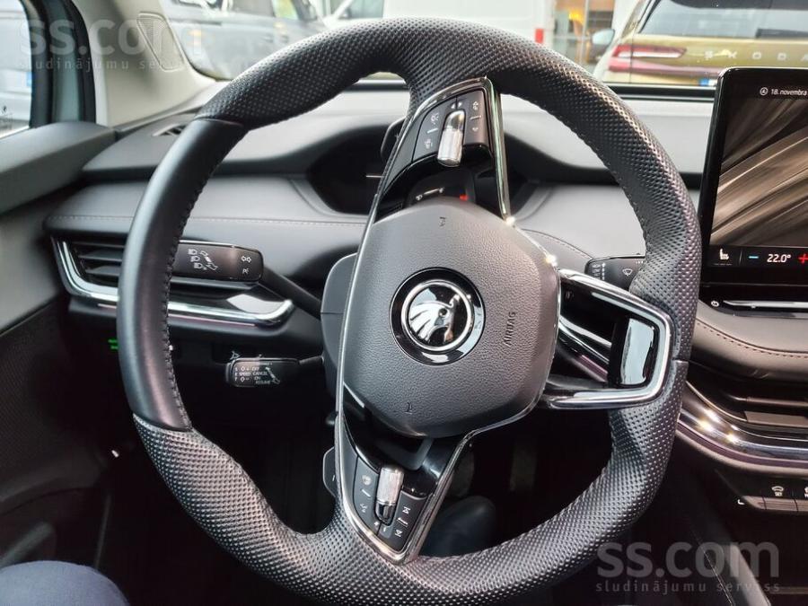 Pelēks Skoda Enyaq iV 2023 Daugavpils, ar dzinēja tilpumu 0.00 L un nobraukumu 22 tūkst. km par 37400 €, foto 15 vietnē AUTOMOTO.COM.LV