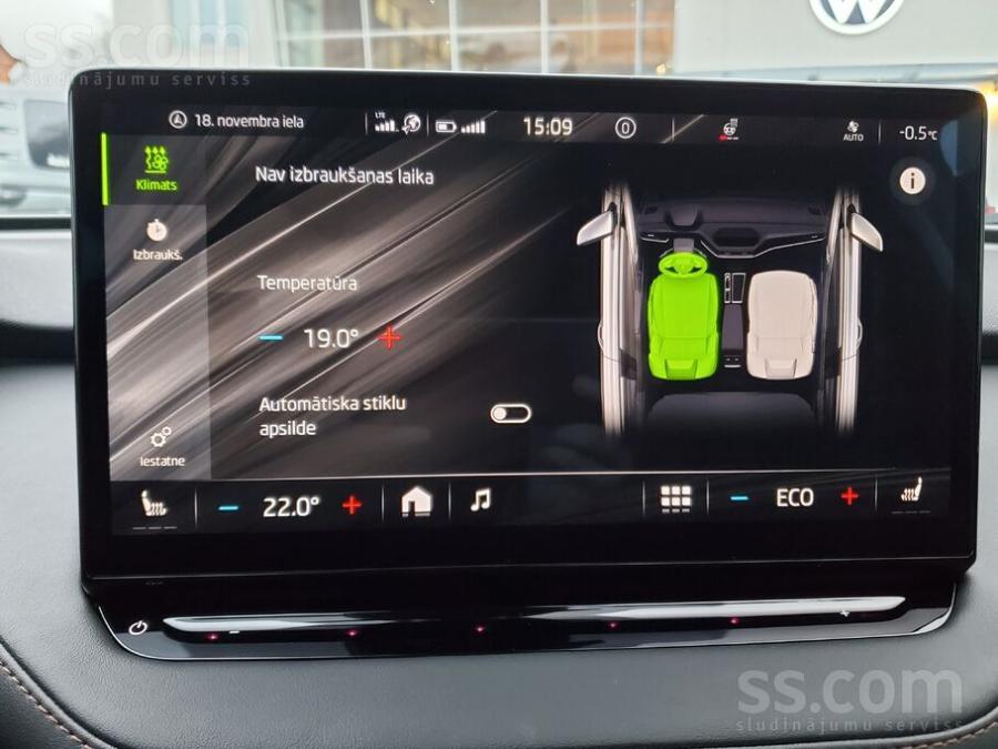 Pelēks Skoda Enyaq iV 2023 Daugavpils, ar dzinēja tilpumu 0.00 L un nobraukumu 22 tūkst. km par 37400 €, foto 21 vietnē AUTOMOTO.COM.LV