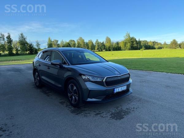 Grey Skoda Enyaq iV 2023 in Ogre, with an engine capacity of 0.00 L and mileage of 52 thousand km for 35500 €, photo 3 on AUTOMOTO.COM.LV