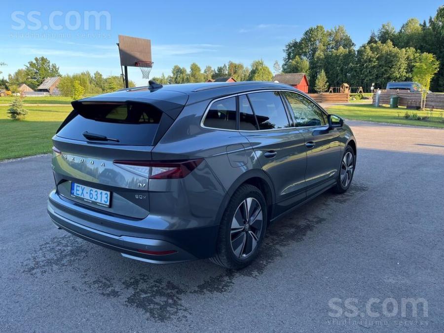 Grey Skoda Enyaq iV 2023 in Ogre, with an engine capacity of 0.00 L and mileage of 52 thousand km for 35500 €, photo 5 on AUTOMOTO.COM.LV