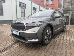 Pelēks Skoda Enyaq iV 2024 Rīga, ar dzinēja tilpumu 0.00 L un nobraukumu 0 tūkst. km par 30500 €, foto  vietnē AUTOMOTO.COM.LV