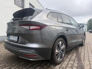 Pelēks Skoda Enyaq iV 2024 Rīga, ar dzinēja tilpumu 0.00 L un nobraukumu 0 tūkst. km par 30500 €, foto 5 vietnē AUTOMOTO.COM.LV