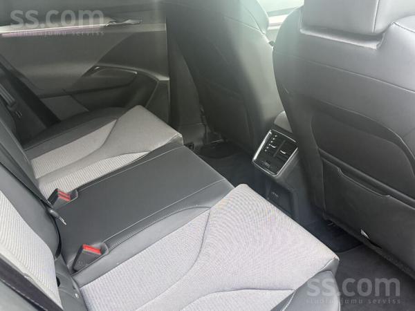 Pelēks Skoda Enyaq iV 2024 Rīga, ar dzinēja tilpumu 0.00 L un nobraukumu 0 tūkst. km par 30500 €, foto 8 vietnē AUTOMOTO.COM.LV