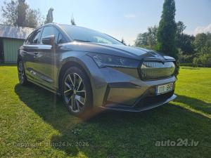 Pelēks Skoda Enyaq iV 2022 Kerdla, ar dzinēja tilpumu 0.00 L un nobraukumu 44 tūkst. km par 36000 €, foto 2 vietnē AUTOMOTO.COM.LV