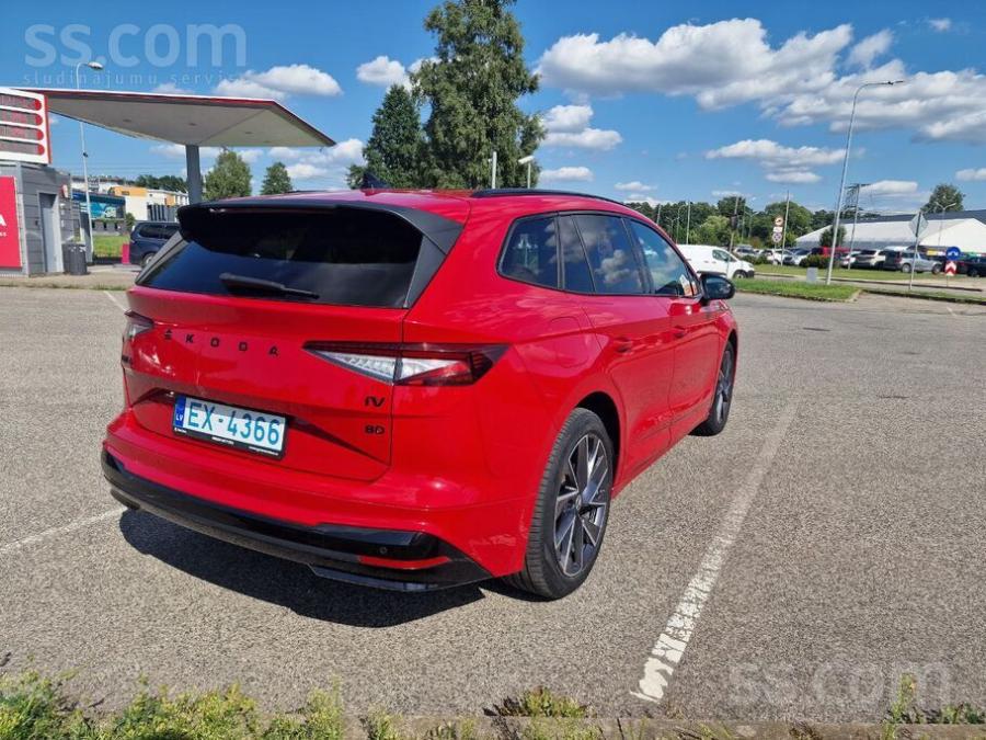 Red Skoda Enyaq iV 2022 in Riga, with an engine capacity of 0.00 L and mileage of 69 thousand km for 29000 €, photo 5 on AUTOMOTO.COM.LV