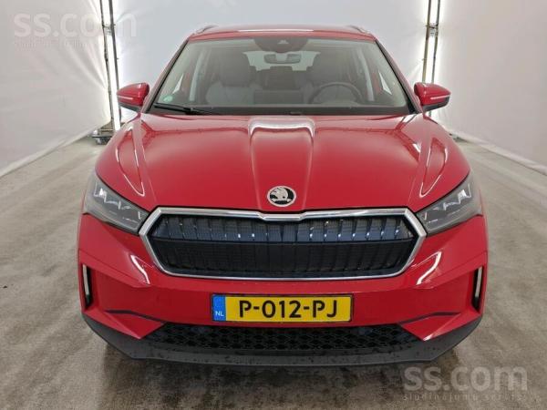 Sarkans Skoda Enyaq iV 2022 Ogre, ar dzinēja tilpumu 0.00 L un nobraukumu 145 tūkst. km par 24770 €, foto 2 vietnē AUTOMOTO.COM.LV