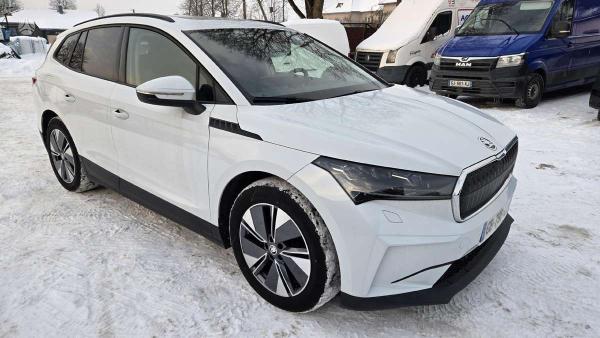 Balts Skoda Enyaq iV 2021 Tauragė, ar dzinēja tilpumu 0.00 L un nobraukumu 39 tūkst. km par 22900 €, foto 1 vietnē AUTOMOTO.COM.LV