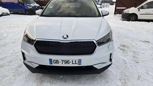 Balts Skoda Enyaq iV 2021 Tauragė, ar dzinēja tilpumu 0.00 L un nobraukumu 39 tūkst. km par 22900 €, foto 5 vietnē AUTOMOTO.COM.LV