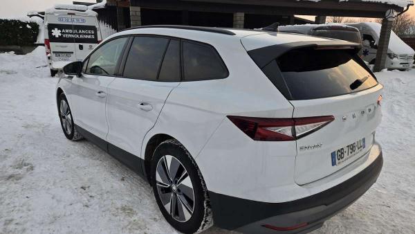 Balts Skoda Enyaq iV 2021 Tauragė, ar dzinēja tilpumu 0.00 L un nobraukumu 39 tūkst. km par 22900 €, foto 3 vietnē AUTOMOTO.COM.LV