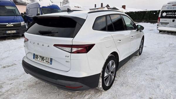 Balts Skoda Enyaq iV 2021 Tauragė, ar dzinēja tilpumu 0.00 L un nobraukumu 39 tūkst. km par 22900 €, foto 4 vietnē AUTOMOTO.COM.LV