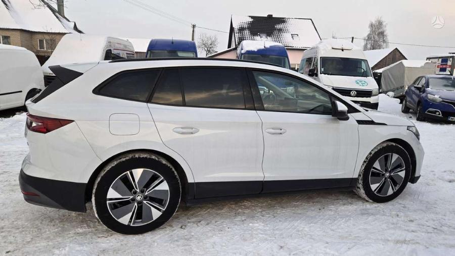 Balts Skoda Enyaq iV 2021 Tauragė, ar dzinēja tilpumu 0.00 L un nobraukumu 39 tūkst. km par 22900 €, foto 7 vietnē AUTOMOTO.COM.LV