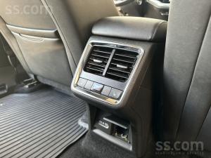 Белый Шкода Enyaq iV 2021 в Рига, объемом двигателя 0.00 л и пробегом 90 тыс. км за 22900 €, фото 11 на AUTOMOTO.COM.LV