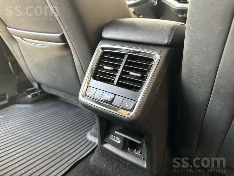 Белый Шкода Enyaq iV 2021 в Рига, объемом двигателя 0.00 л и пробегом 90 тыс. км за 22900 €, фото 11 на AUTOMOTO.COM.LV