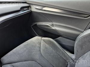 White Skoda Enyaq iV 2021 in Riga, with an engine capacity of 0.00 L and mileage of 146 thousand km for 26490 €, photo 14 on AUTOMOTO.COM.LV