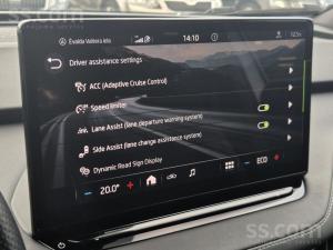 White Skoda Enyaq iV 2021 in Riga, with an engine capacity of 0.00 L and mileage of 146 thousand km for 26490 €, photo 18 on AUTOMOTO.COM.LV