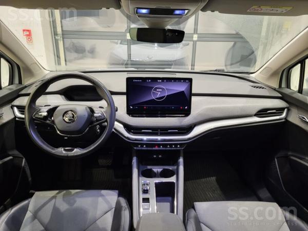 White Skoda Enyaq iV 2022 in Riga, with an engine capacity of 0.00 L and mileage of 71 thousand km for 23290 €, photo 7 on AUTOMOTO.COM.LV