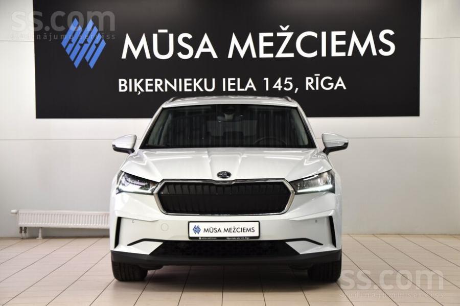 Balts Skoda Enyaq iV 2022 Rīga, ar dzinēja tilpumu 0.00 L un nobraukumu 103 tūkst. km par 24490 €, foto 3 vietnē AUTOMOTO.COM.LV