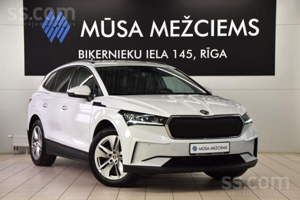 White Skoda Enyaq iV 2022 in Riga, with an engine capacity of 0.00 L and mileage of 103 thousand km for 24490 €, photo 4 on AUTOMOTO.COM.LV