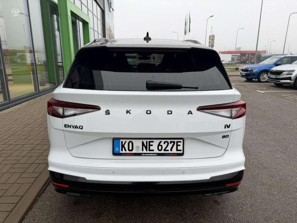 Balts Skoda Enyaq iV 2023 Viļņa, ar dzinēja tilpumu 0.00 L un nobraukumu 86 tūkst. km par 34000 €, foto 8 vietnē AUTOMOTO.COM.LV