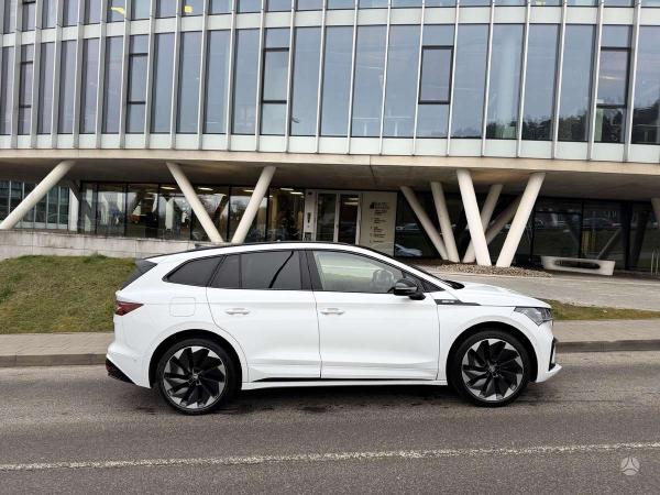 White Skoda Enyaq iV 2023 in Vilnius, with an engine capacity of 0.00 L and mileage of 80 thousand km for 33000 €, photo 6 on AUTOMOTO.COM.LV