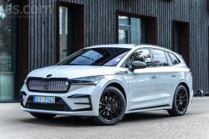 Balts Skoda Enyaq iV 2024 Rīga, ar dzinēja tilpumu 0.00 L un nobraukumu 14 tūkst. km par 43500 €, foto 3 vietnē AUTOMOTO.COM.LV