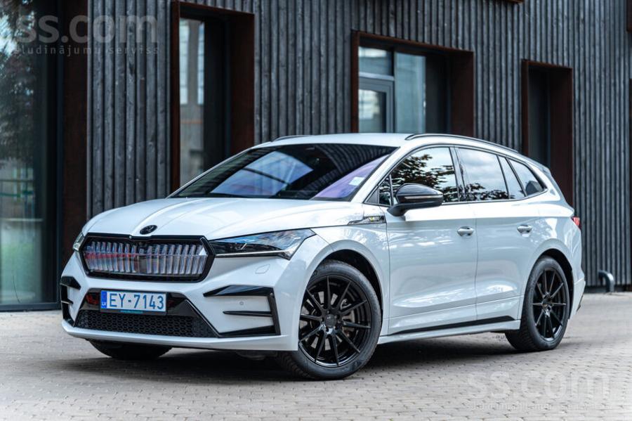 Balts Skoda Enyaq iV 2024 Rīga, ar dzinēja tilpumu 0.00 L un nobraukumu 14 tūkst. km par 43500 €, foto 3 vietnē AUTOMOTO.COM.LV