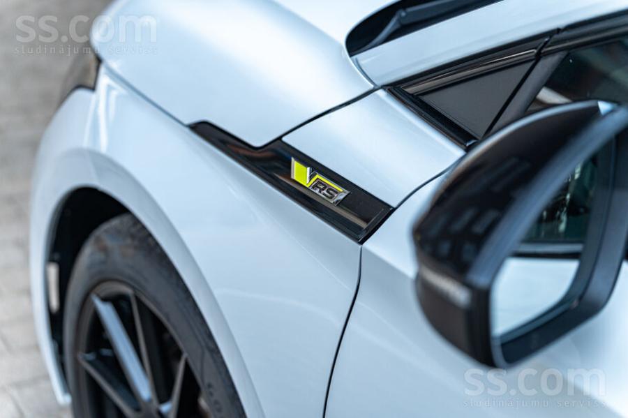 Balts Skoda Enyaq iV 2024 Rīga, ar dzinēja tilpumu 0.00 L un nobraukumu 14 tūkst. km par 43500 €, foto 9 vietnē AUTOMOTO.COM.LV