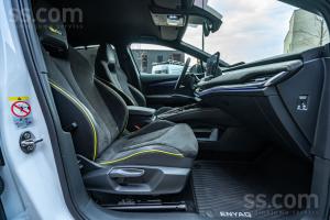 Balts Skoda Enyaq iV 2024 Rīga, ar dzinēja tilpumu 0.00 L un nobraukumu 14 tūkst. km par 43500 €, foto 22 vietnē AUTOMOTO.COM.LV