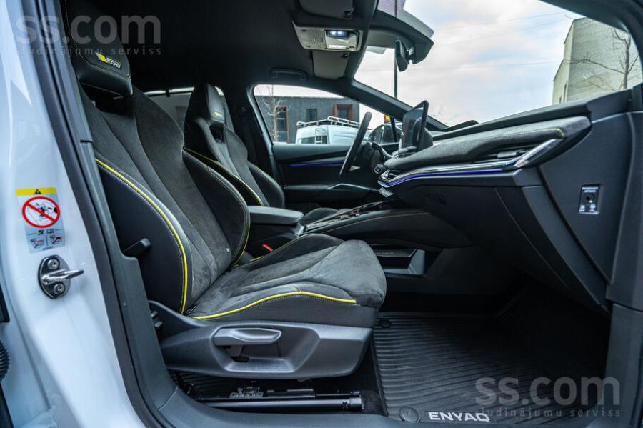 Balts Skoda Enyaq iV 2024 Rīga, ar dzinēja tilpumu 0.00 L un nobraukumu 14 tūkst. km par 43500 €, foto 22 vietnē AUTOMOTO.COM.LV