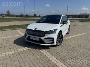 Белый Шкода Enyaq iV 2024 в Рига, объемом двигателя 0.00 л и пробегом 110 тыс. км за 34990 €, фото  на AUTOMOTO.COM.LV