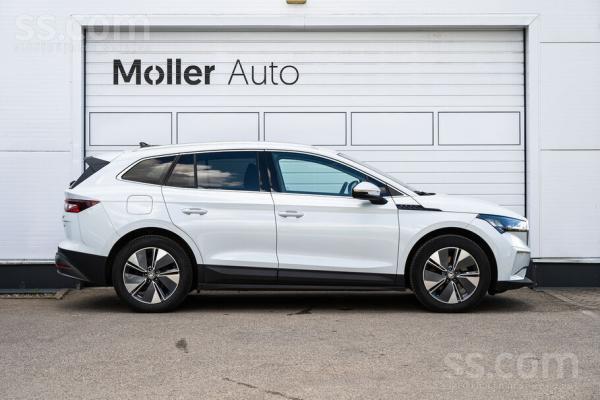 White Skoda Enyaq iV 2023 in Riga, with an engine capacity of 0.00 L and mileage of 86 thousand km for 33950 €, photo 5 on AUTOMOTO.COM.LV