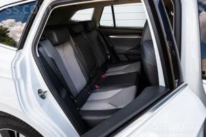 Balts Skoda Enyaq iV 2023 Rīga, ar dzinēja tilpumu 0.00 L un nobraukumu 86 tūkst. km par 33950 €, foto 8 vietnē AUTOMOTO.COM.LV