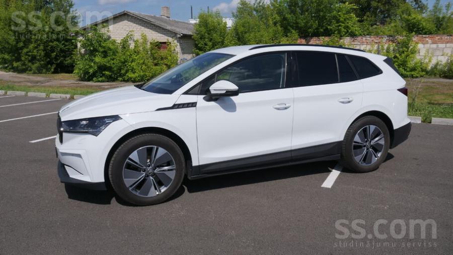 Balts Skoda Enyaq iV 2024 Jelgava, ar dzinēja tilpumu 0.00 L un nobraukumu 27 tūkst. km par 42800 €, foto 3 vietnē AUTOMOTO.COM.LV