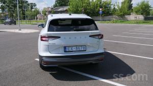 Balts Skoda Enyaq iV 2024 Jelgava, ar dzinēja tilpumu 0.00 L un nobraukumu 27 tūkst. km par 42800 €, foto 5 vietnē AUTOMOTO.COM.LV