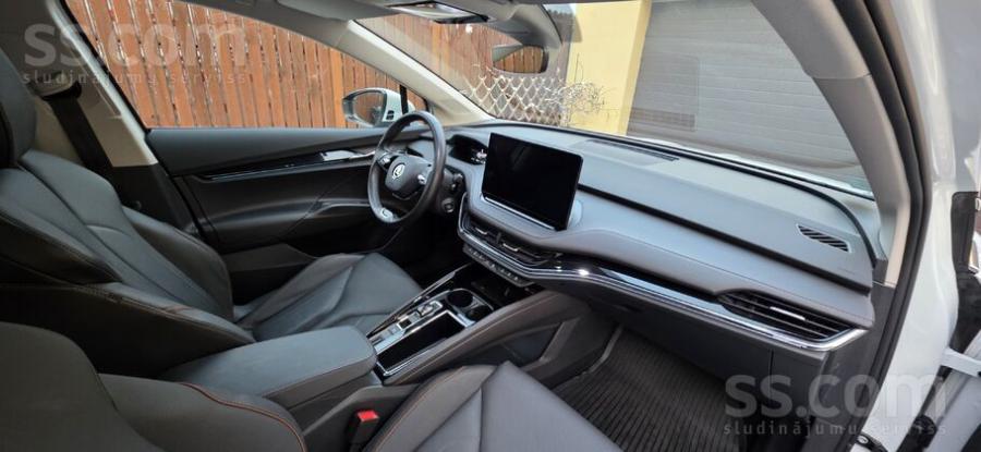 Balts Skoda Enyaq iV 2024 Jelgava, ar dzinēja tilpumu 0.00 L un nobraukumu 27 tūkst. km par 42800 €, foto 14 vietnē AUTOMOTO.COM.LV