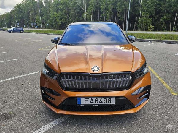 Oranžs Skoda Enyaq 2023 Klaipėda, ar dzinēja tilpumu 0.00 L un nobraukumu 125 tūkst. km par 38800 €, foto  vietnē AUTOMOTO.COM.LV