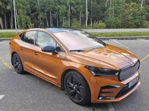 Oranžs Skoda Enyaq 2023 Klaipėda, ar dzinēja tilpumu 0.00 L un nobraukumu 125 tūkst. km par 38800 €, foto 4 vietnē AUTOMOTO.COM.LV