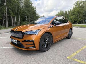 Oranžs Skoda Enyaq 2023 Klaipėda, ar dzinēja tilpumu 0.00 L un nobraukumu 125 tūkst. km par 38800 €, foto 5 vietnē AUTOMOTO.COM.LV