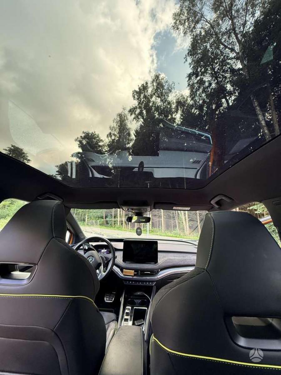 Oranžs Skoda Enyaq 2023 Klaipėda, ar dzinēja tilpumu 0.00 L un nobraukumu 125 tūkst. km par 38800 €, foto 12 vietnē AUTOMOTO.COM.LV