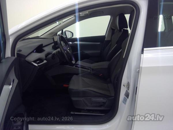 White Skoda Enyaq 2022 in Tartu, with an engine capacity of 0.00 L and mileage of 192 thousand km for 24900 €, photo 9 on AUTOMOTO.COM.LV