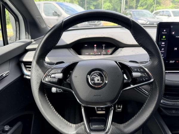 White Skoda Enyaq 2023 in Vilnius, with an engine capacity of 0.00 L and mileage of 120 thousand km for 31500 €, photo 9 on AUTOMOTO.COM.LV