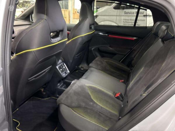 Balts Skoda Enyaq 2023 Viļņa, ar dzinēja tilpumu 0.00 L un nobraukumu 124 tūkst. km par 30900 €, foto 6 vietnē AUTOMOTO.COM.LV