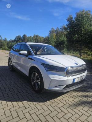 White Skoda Enyaq 2022 in Palanga, with an engine capacity of 0.00 L and mileage of 59 thousand km for 22750 €, photo 4 on AUTOMOTO.COM.LV