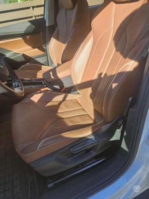 White Skoda Enyaq 2022 in Palanga, with an engine capacity of 0.00 L and mileage of 59 thousand km for 22750 €, photo 9 on AUTOMOTO.COM.LV