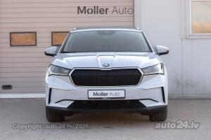White Skoda Enyaq 2021 in Jelgava, with an engine capacity of 0.00 L and mileage of 128 thousand km for 27106 €, photo 3 on AUTOMOTO.COM.LV